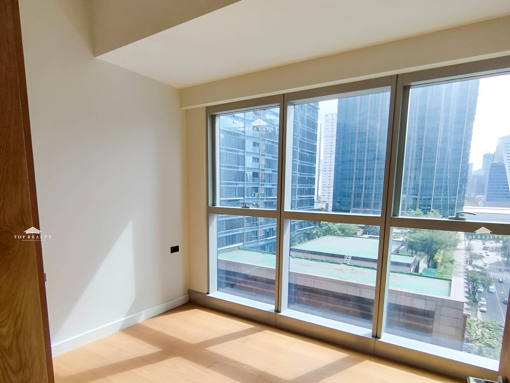 Top Realty | 2BR Condo for Rent at The Seasons in BGC