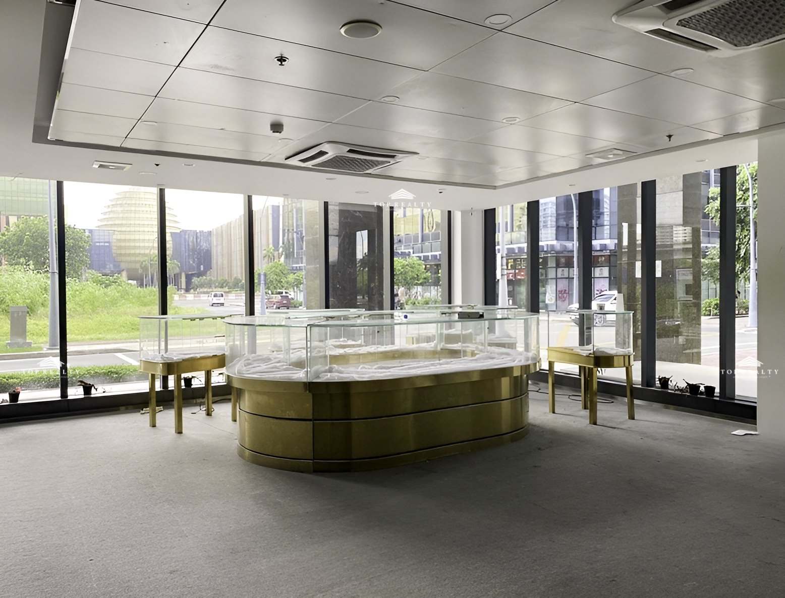 Top Realty | Commercial Space for Rent in Paranaque